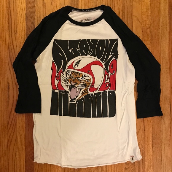 Altamont | Shirts | Altamont Apparel Raglan Tiger Tee Shirt | Poshmark